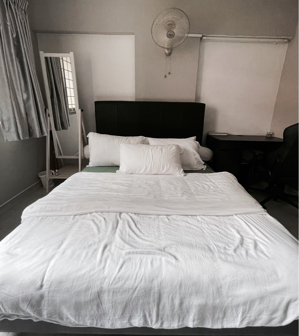 Common Room @ Central Hougang, Property, Rentals, HDB on Carousell