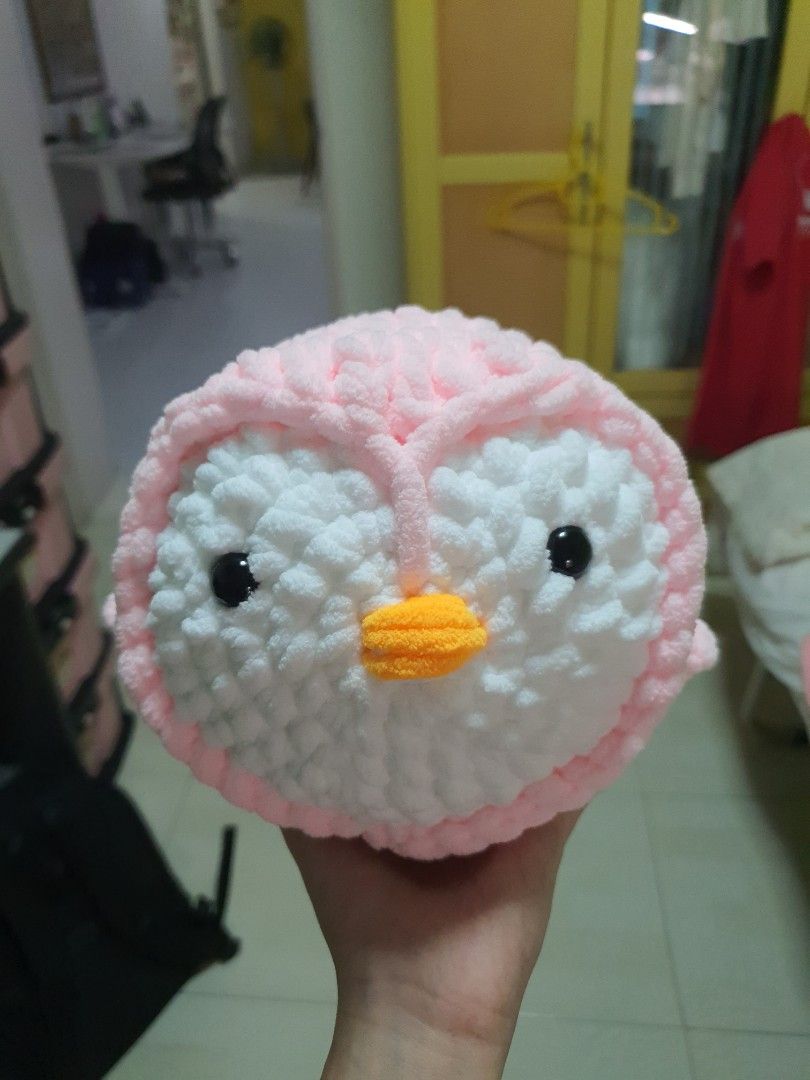 chunky crochet penguin plush, Hobbies & Toys, Stationery & Craft ...