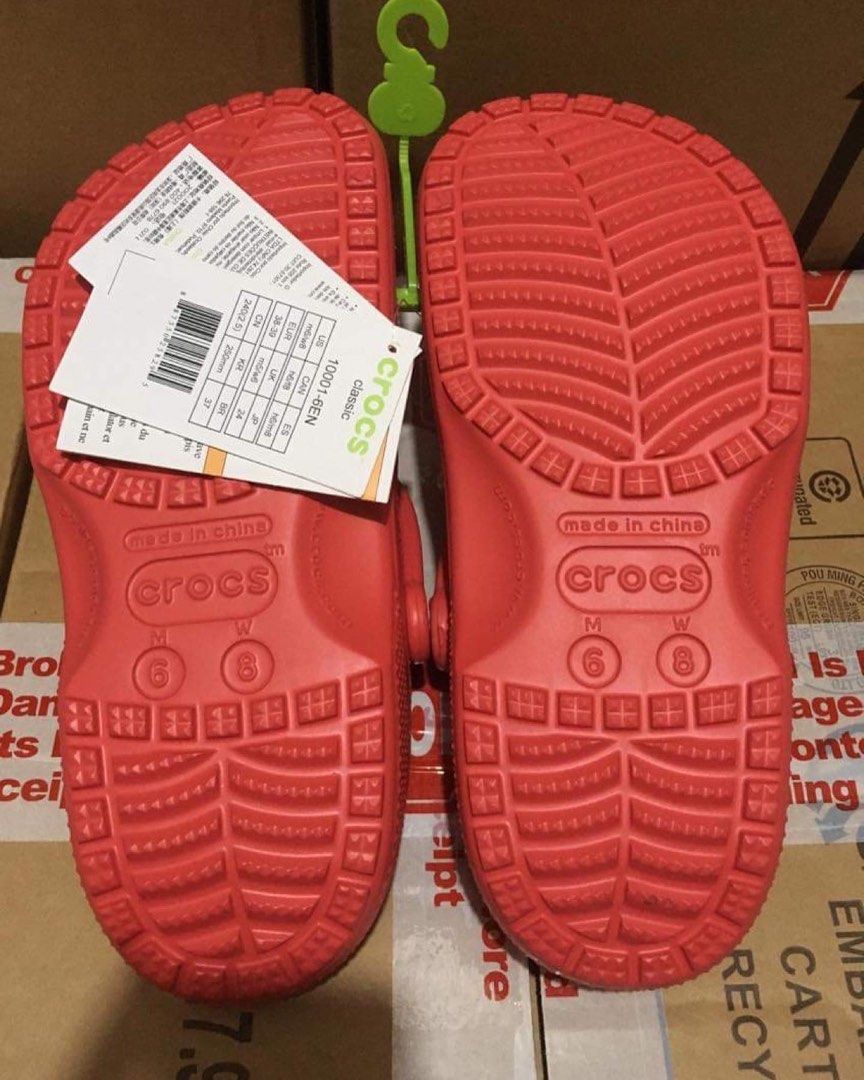 Crocs Classic Pepper Clog, Women's Fashion, Footwear, Flats & Sandals ...