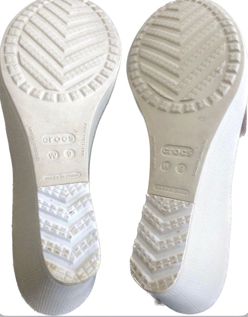 Crocs Super Lightweight Wedge Authentic, Women's Fashion, Footwear ...