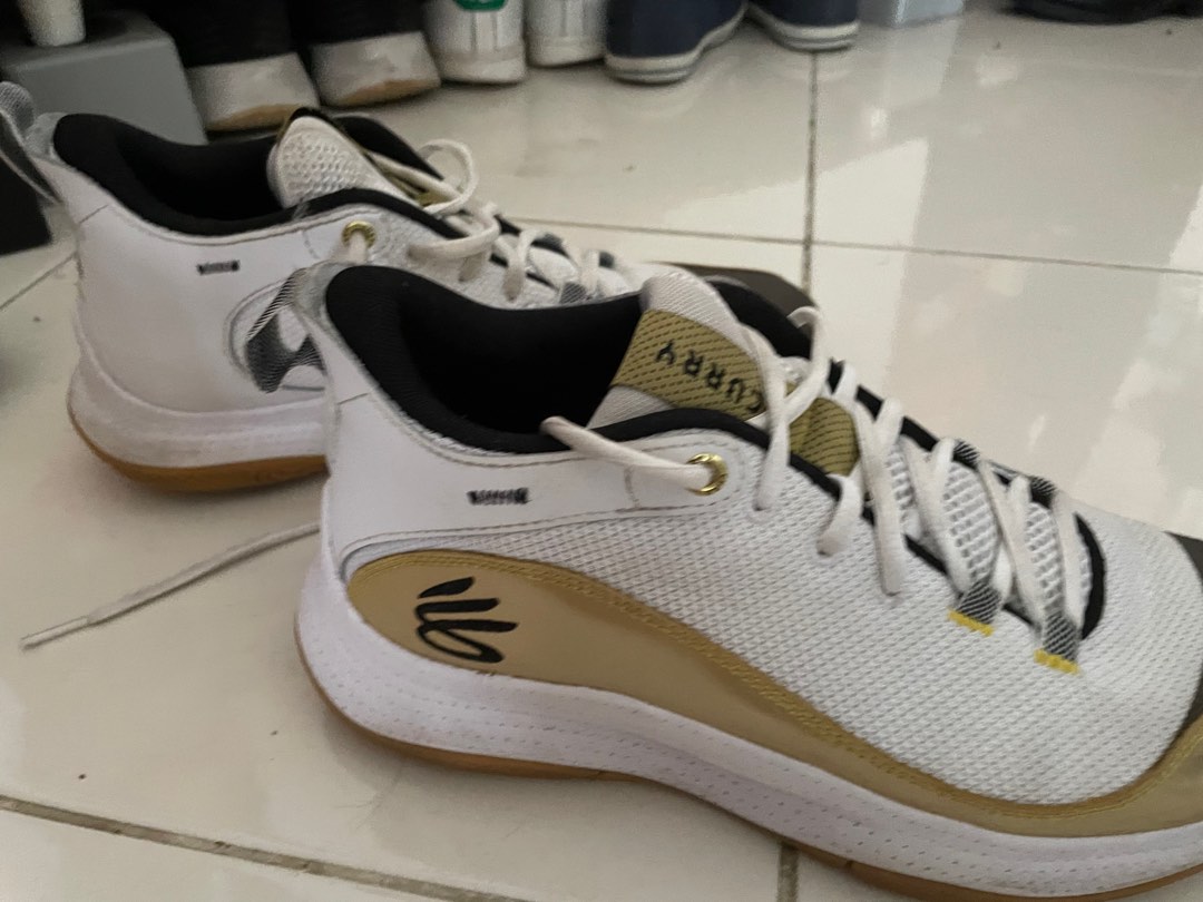 Curry 3Z5 (White,Black, Gold) Basketball Shoes, Men's Fashion, Footwear ...