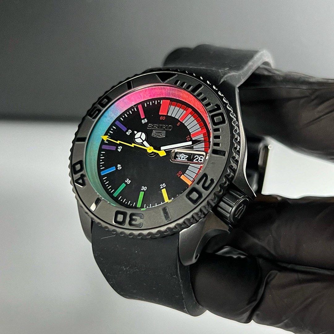 Custom Seiko Mod Rainbow Stealth SKX, Men's Fashion, Watches ...