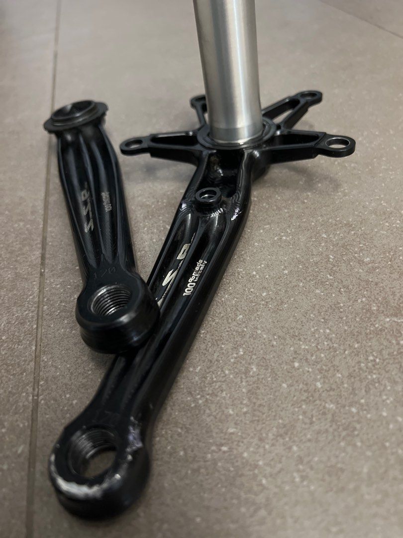 Extralite crank set, Sports Equipment, Bicycles & Parts, Parts ...