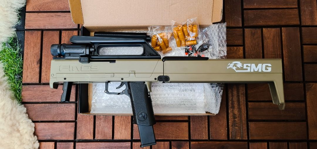 FMG9 Folding Submachine Gun Toy [ PM to deal], Hobbies & Toys, Toys ...