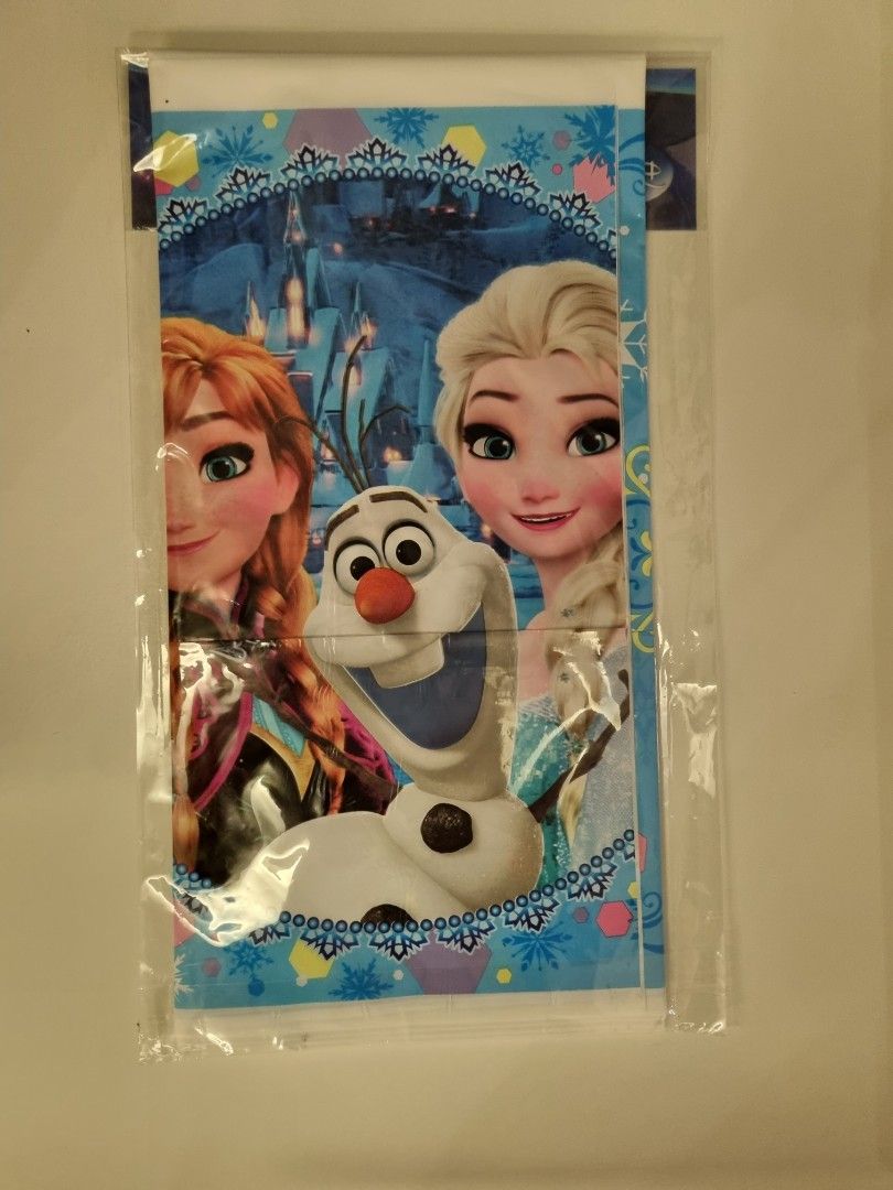 Frozen Party Set (Disposable), Hobbies & Toys, Stationery & Craft ...