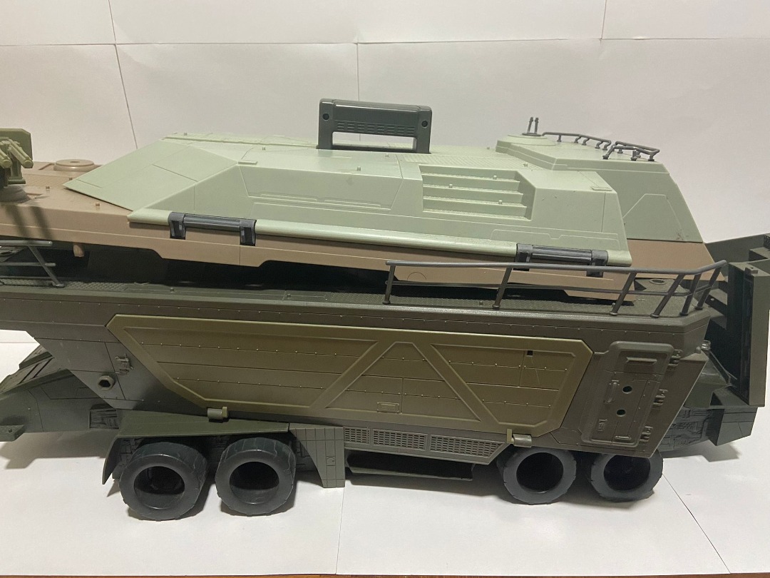 Gi-Joe Pit Mobile Headquarters, Hobbies & Toys, Toys & Games on Carousell