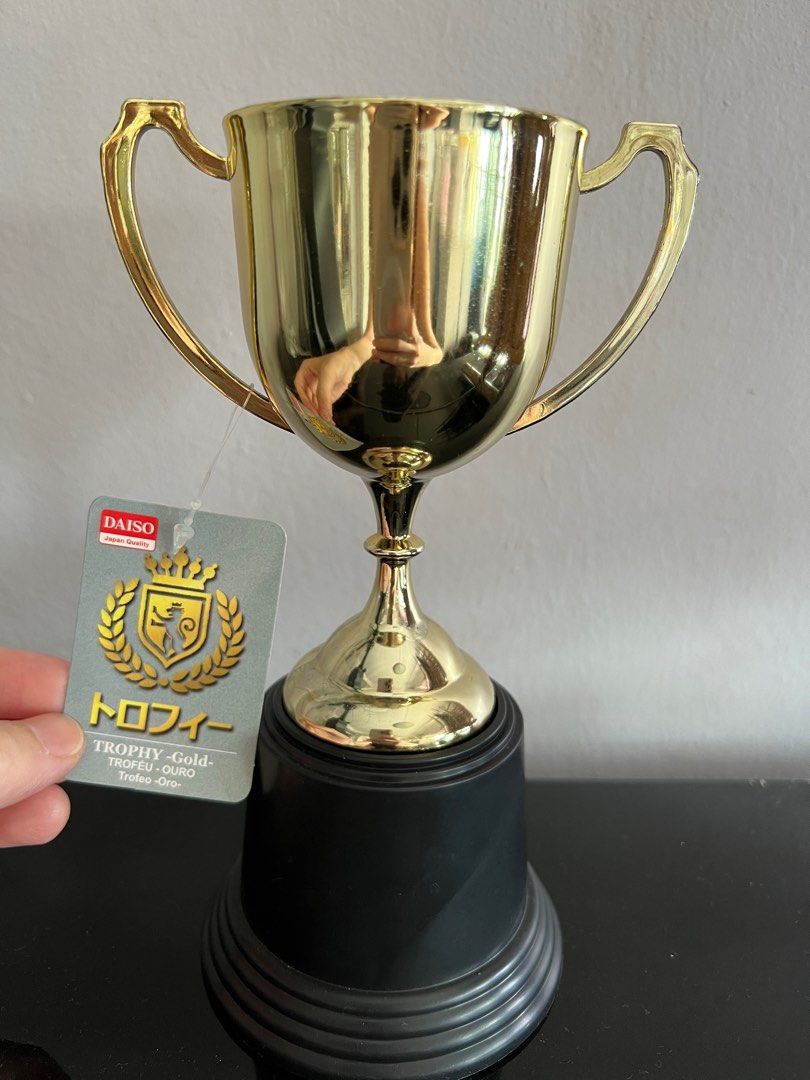 Gold Trophy, Hobbies & Toys, Stationery & Craft, Occasions & Party ...