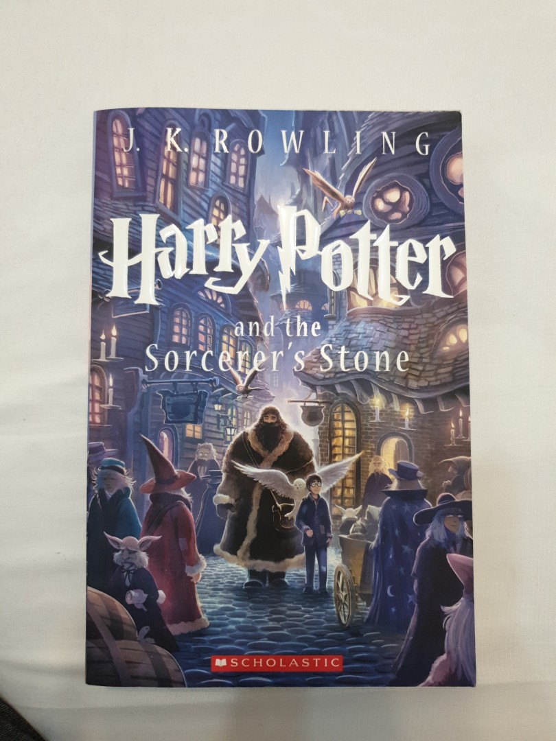 Harry Potter and the Sorcerer's Stone by J.K. Rowling ( Scholastic ...