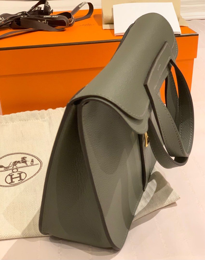 Hermes Halzan 25, Luxury, Bags & Wallets on Carousell
