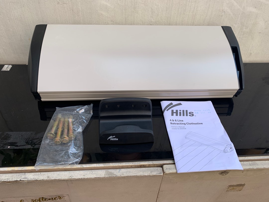 Hills Brand 4 Line Retracting Clothesline, Furniture & Home Living ...