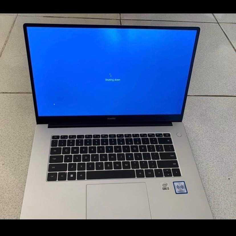 Huawei matte D15 256 gb, Computers & Tech, Laptops & Notebooks on Carousell