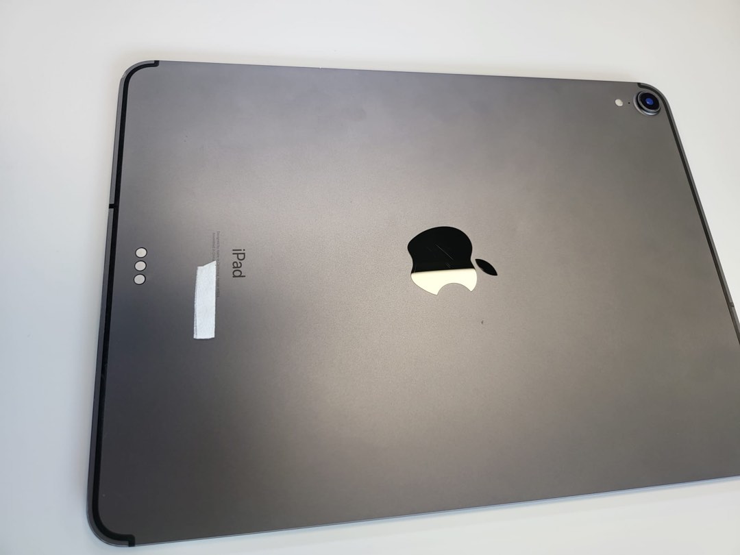 IPad Pro Cellular Mobile Phones Gadgets Tablets IPad On Carousell