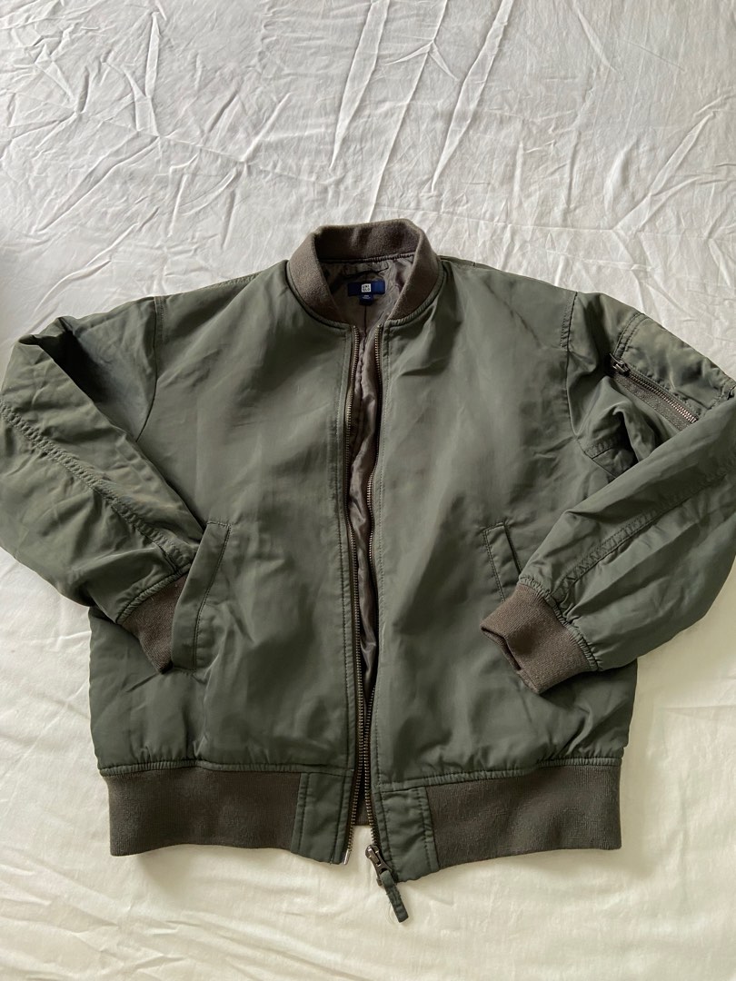 Jacket Uniqlo 150, Babies & Kids, Babies & Kids Fashion on Carousell
