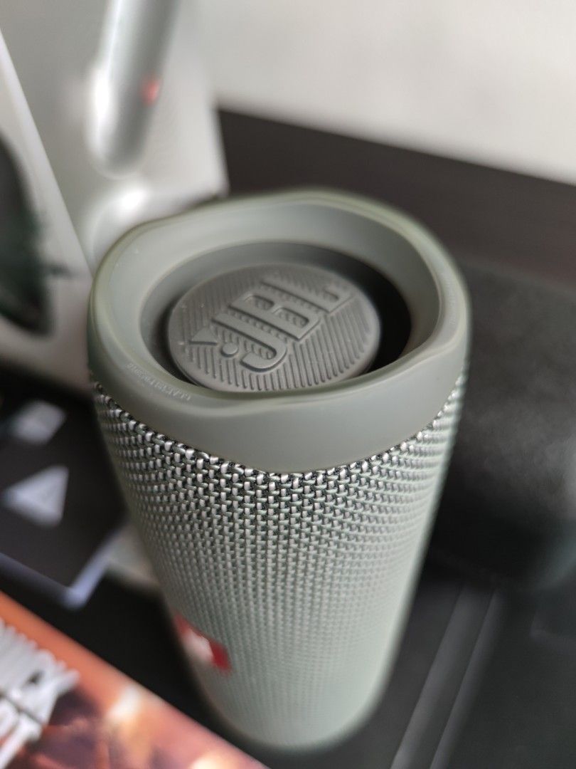 JBL Flip 5 Grey, Audio, Soundbars, Speakers & Amplifiers on Carousell