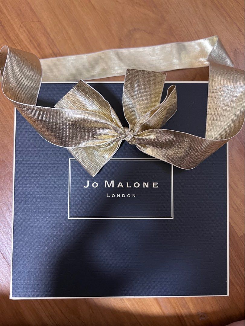 Jo Malone Diffuser and Candle set, Beauty & Personal Care, Fragrance ...