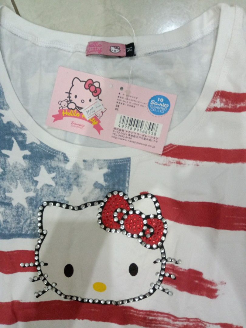 Kaos Sanrio hello Kitty original, Fesyen Wanita, Pakaian Wanita, Atasan ...