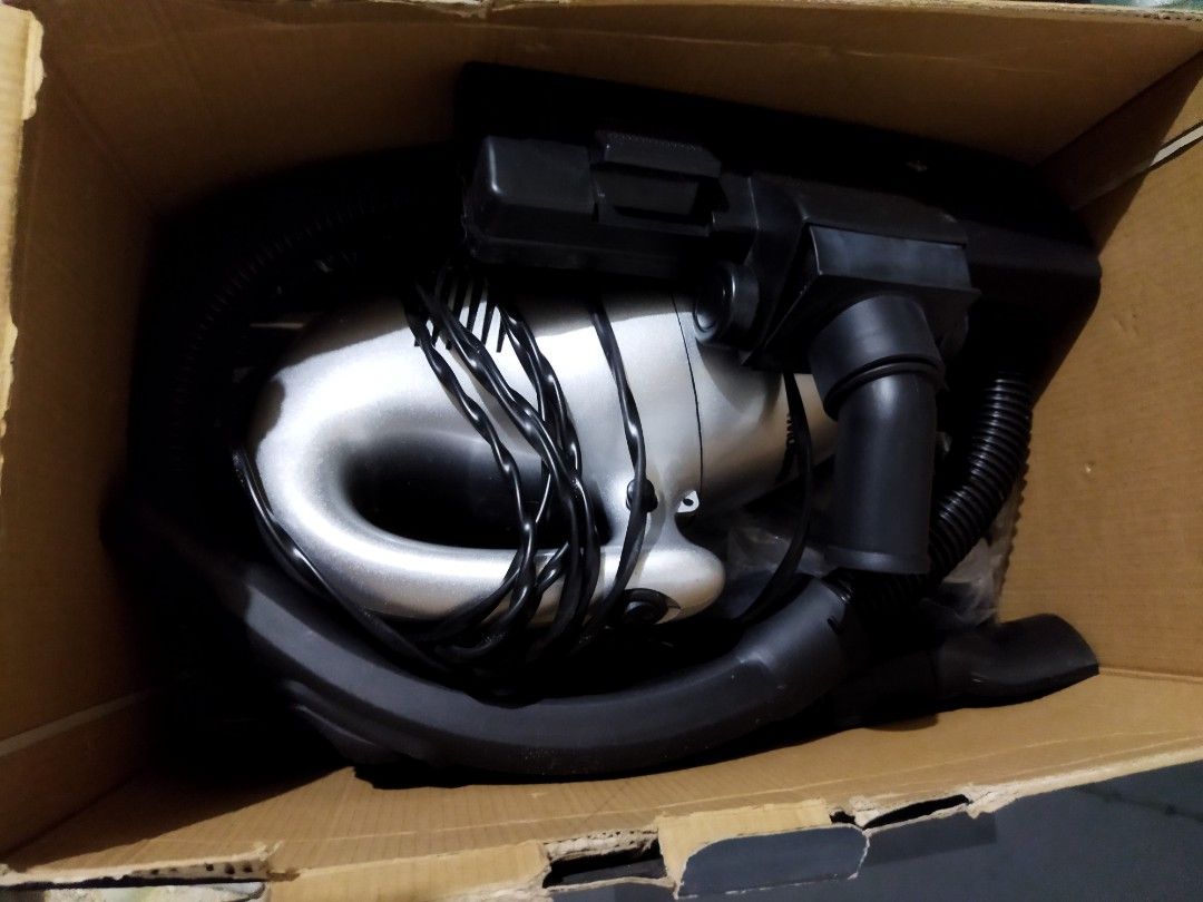 Krisbow turbo tiger vacuum cleaner, Perabotan Rumah di Carousell