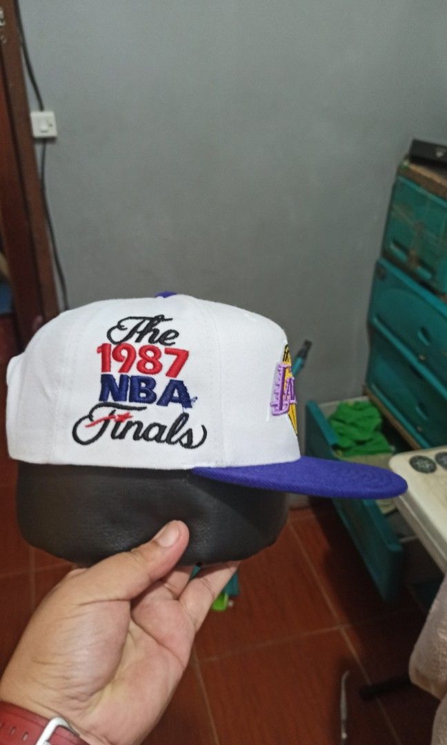 LA lakers 1987 finals Mitchell and Ness (legit), Men's Fashion, Watches ...
