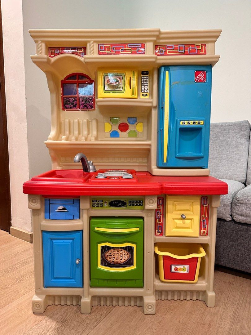 Lifestyle custom kitchen for kids, Hobbies & Toys, Toys & Games on Carousell
