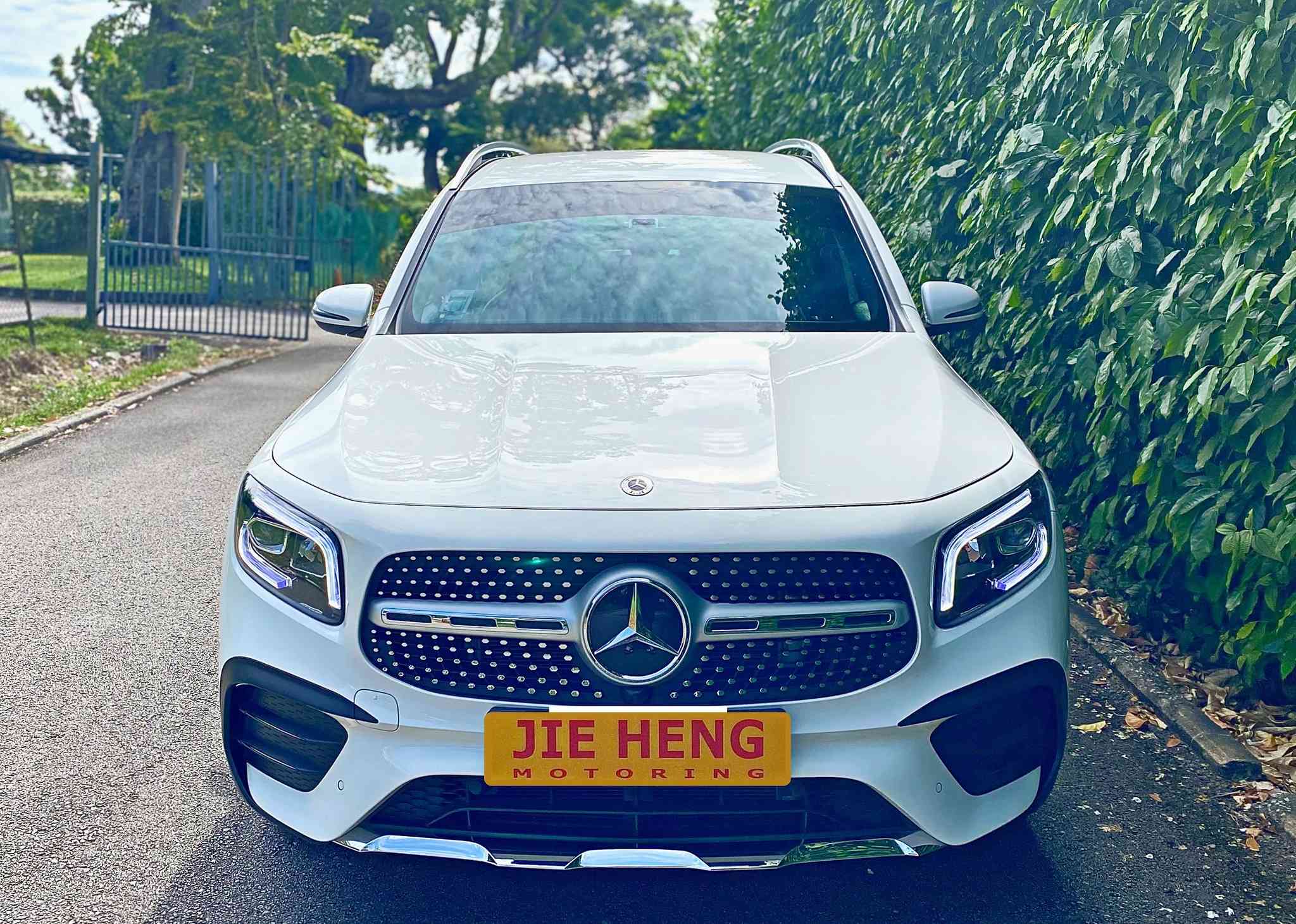 MERCEDES BENZ GLB 180 AMG LINE, Cars, Used Cars on Carousell