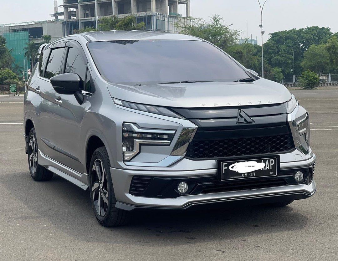 MITSUBISHI XPANDER ULTIMATE AT SILVER 2022, Mobil & Motor, Mobil untuk ...