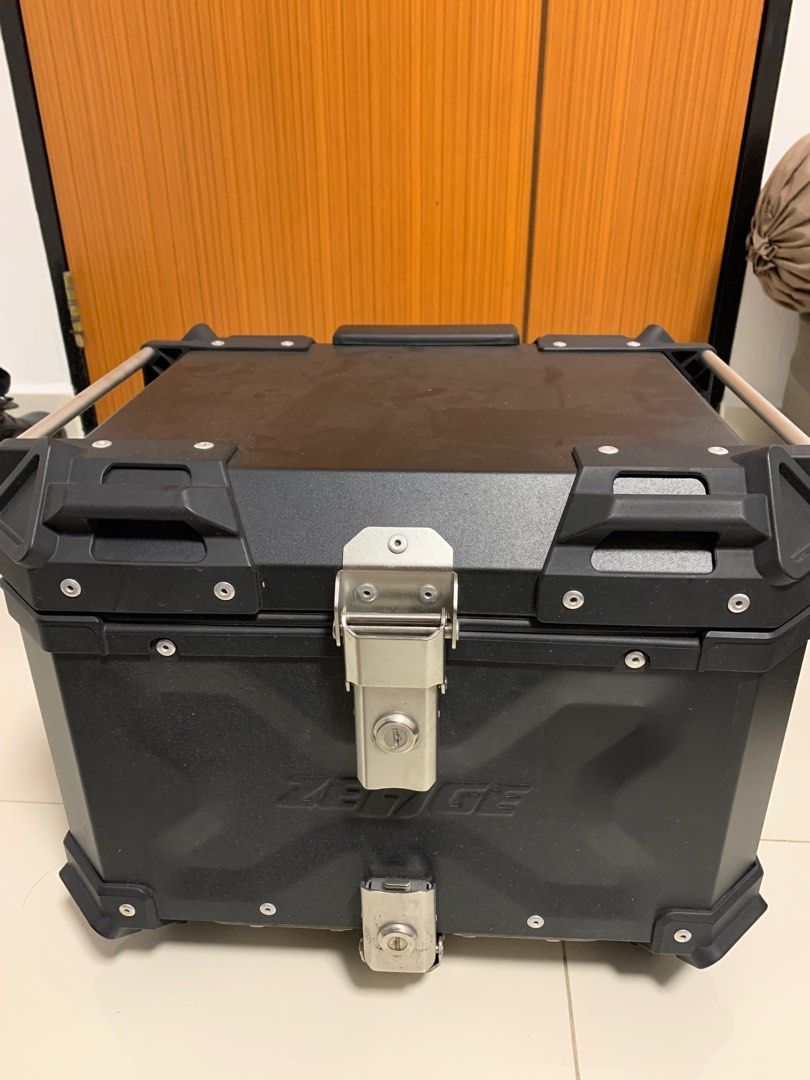 Mt-15 Shad rack and Zedge metal box, Motorcycles, Motorcycle ...