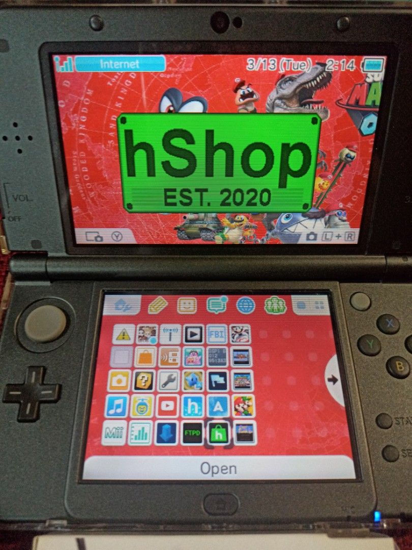 New Nintendo 3DS XL with 128 GB storage. Grey color with box and ...