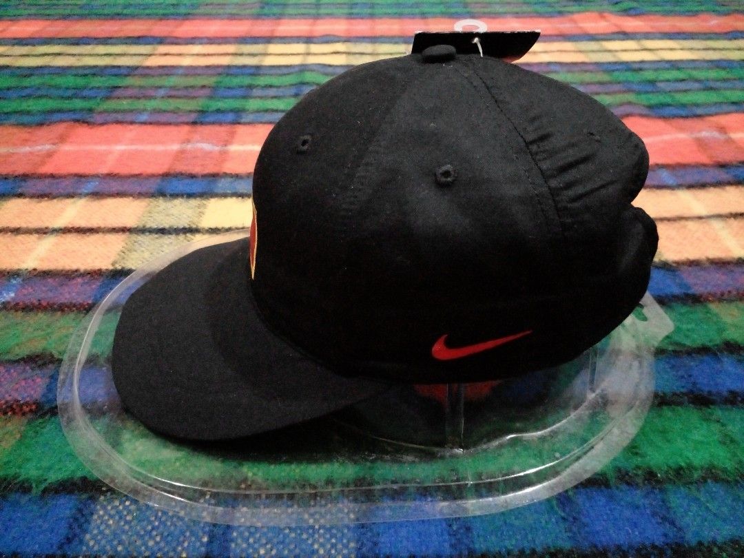 Nike China Flag Adjustable Velcro Cap, Men's Fashion, Watches ...