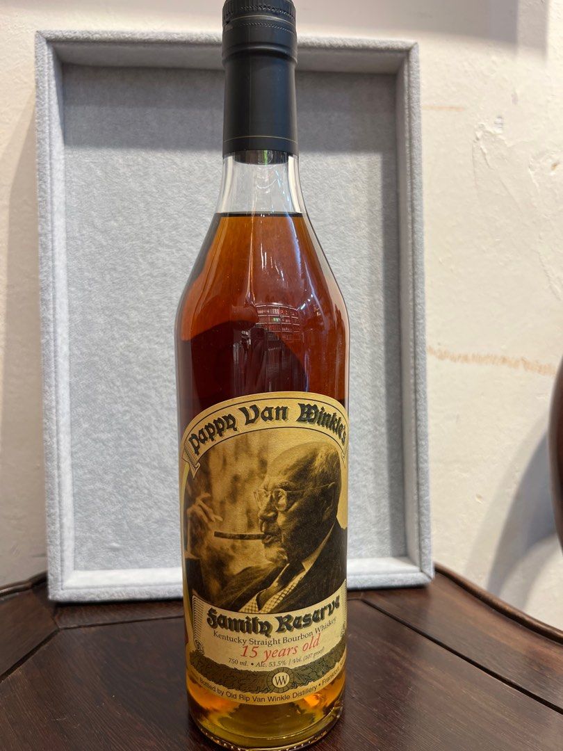 Old Rip Van Winkle 'Pappy Van Winkle's Family Reserve' 15 Year Old ...