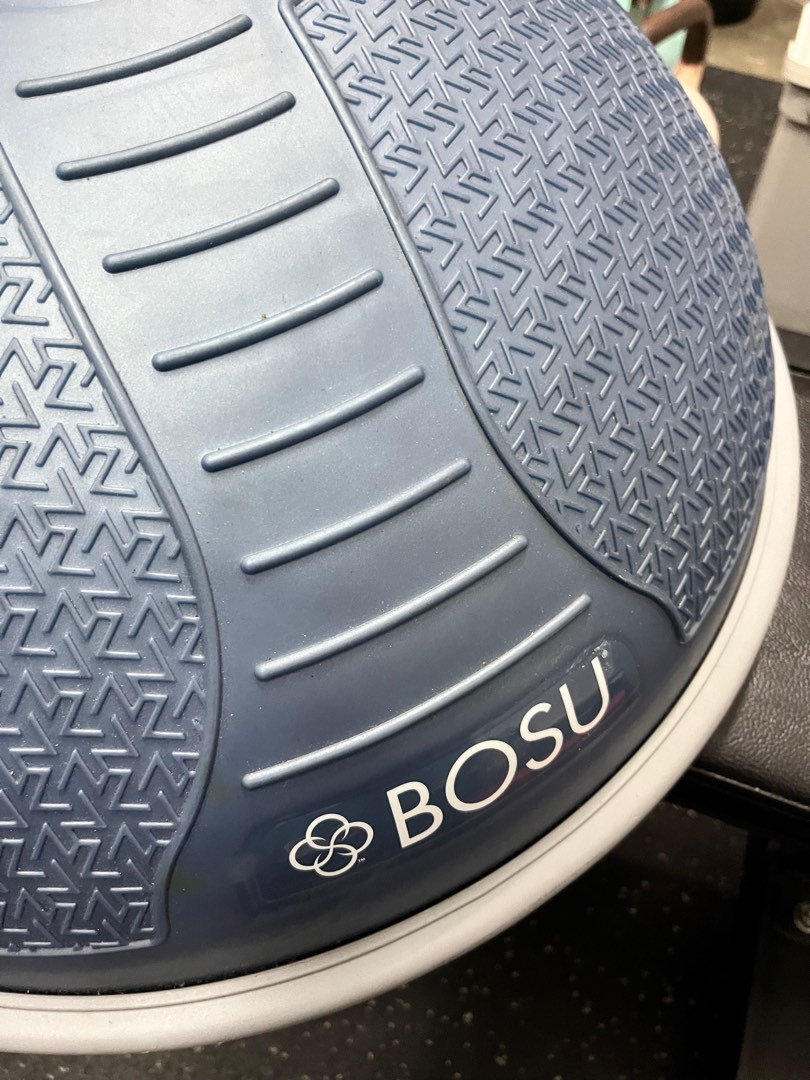 BOSU NEXGEN Pro Balance Trainer Ball, Sports Equipment, Exercise ...