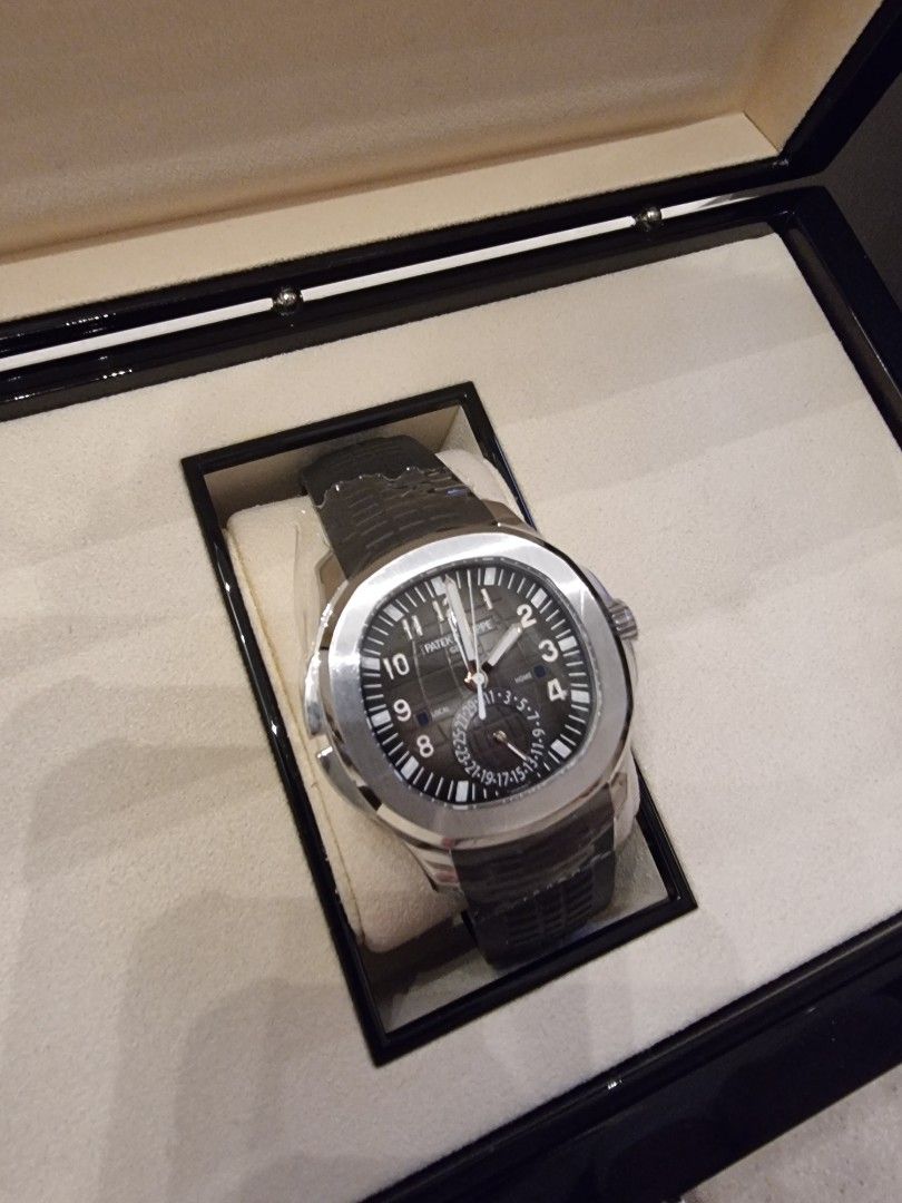 Patek philippe Aquanaut 5164A, Luxury, Watches on Carousell