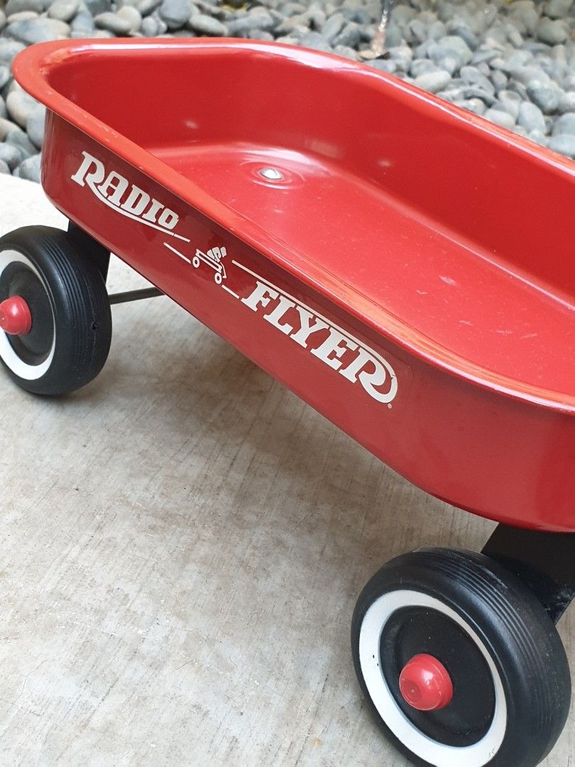 Radio Flyer Little Red Toy Wagon, Hobbies & Toys, Toys & Games on Carousell