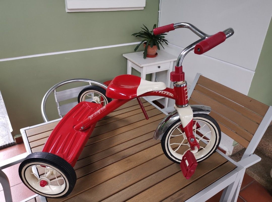 Radio Flyer Tricycle, Hobbies & Toys, Toys & Games on Carousell