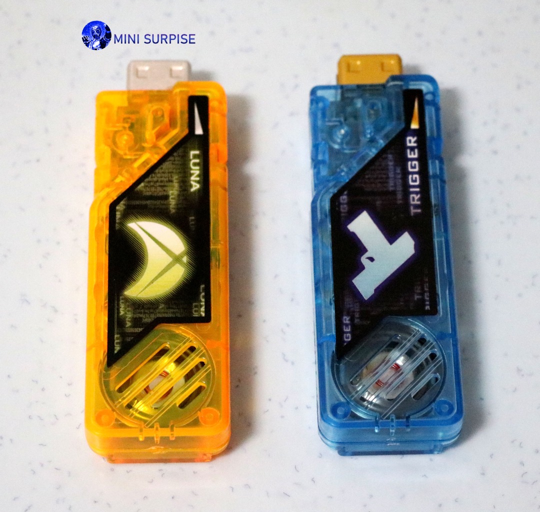 [READY STOCK] DX Luna Gaia Memory + DX Trigger Gaia Memory (Kamen Rider ...