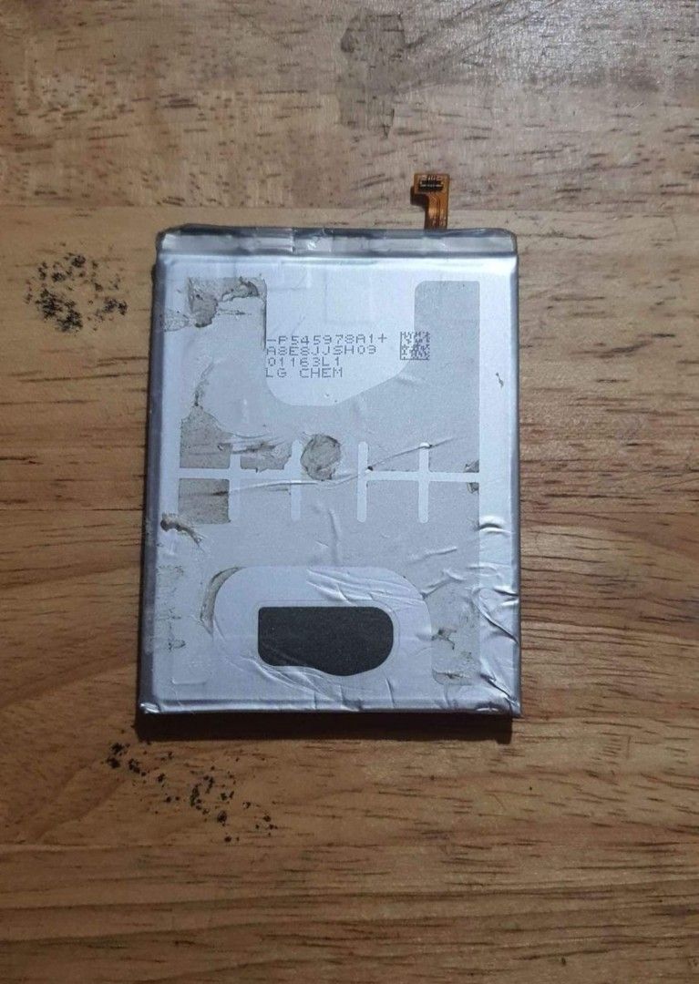 Samsung note 10+ battery, Mobile Phones & Gadgets, Mobile Phones ...