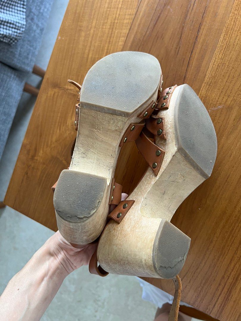 Sezane Isabelle Leather Clog Sandals Size 39, Women's Fashion, Footwear ...