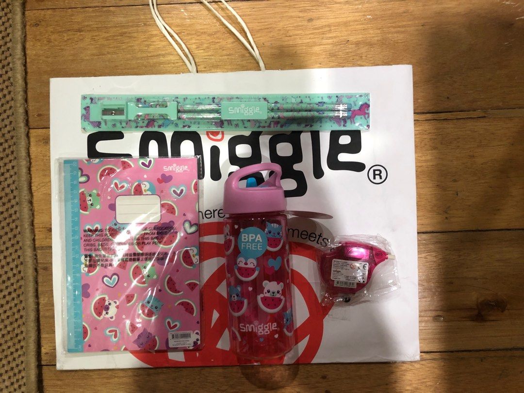 Smiggle Gift Set, Hobbies & Toys, Stationary & Craft, Stationery ...