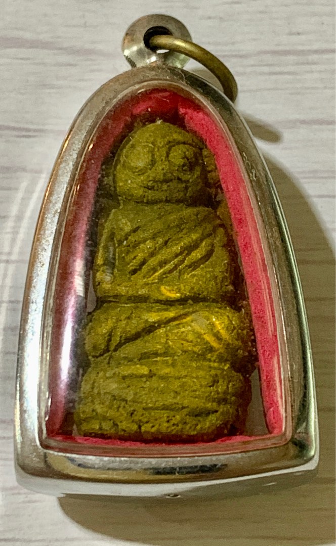 Thai Amulet - unique, Hobbies & Toys, Memorabilia & Collectibles ...