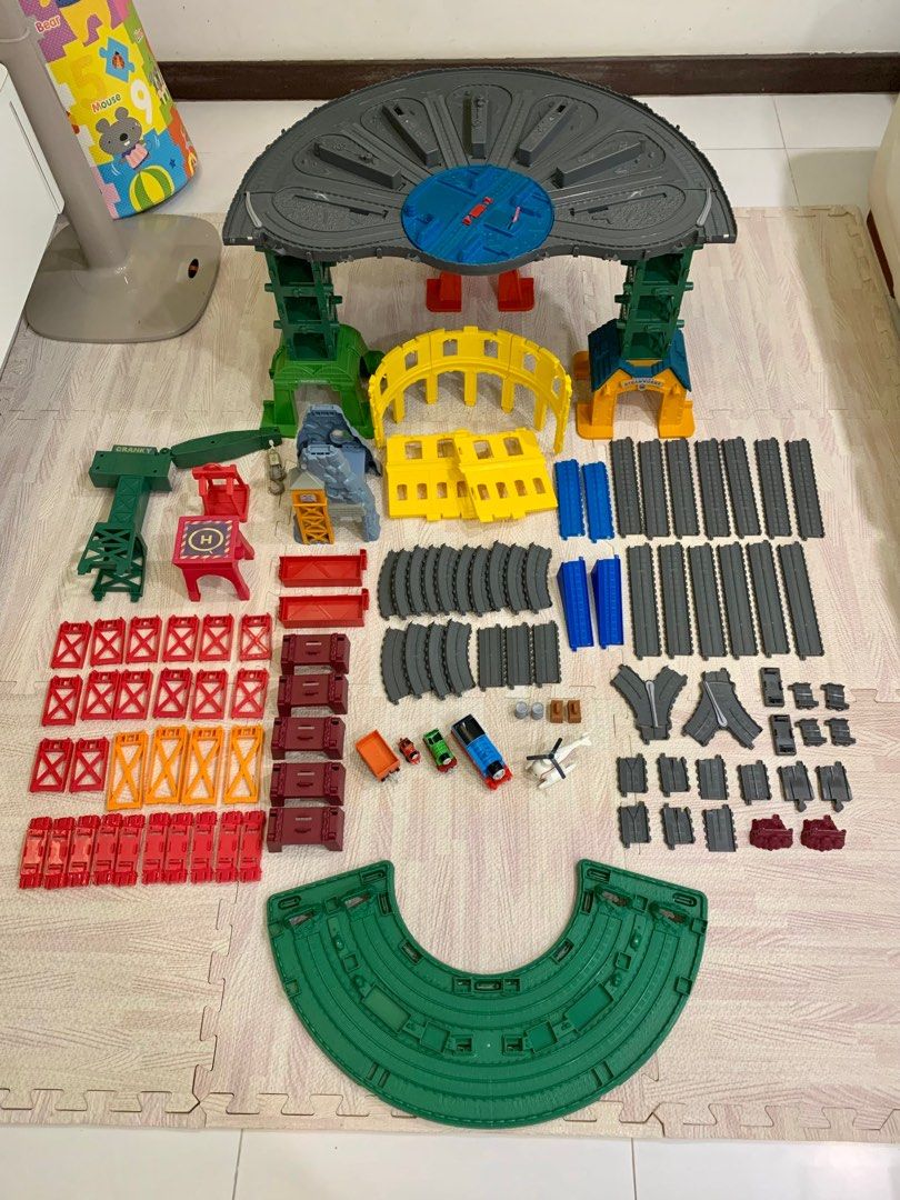 Thomas - Super Station train playset Thomas & Friends [Fisher-Price ...