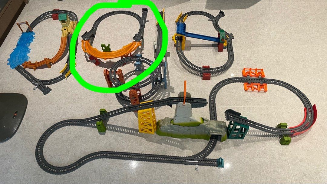 Thomas & Friends TrackMaster - Breakaway Bridge Set, Hobbies & Toys ...