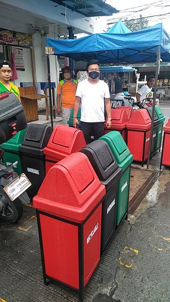 Waste master trash bin, Furniture & Home Living, Cleaning & Homecare ...