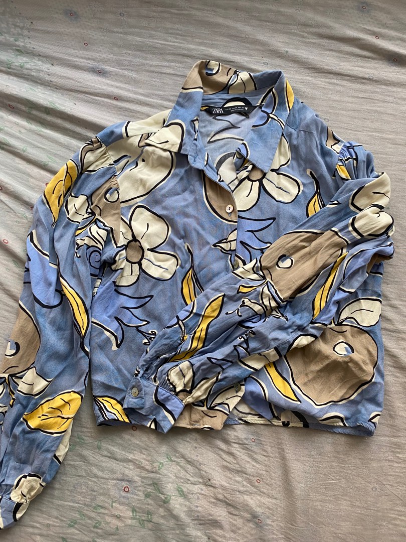 Zara crop longsleeves, Women's Fashion, Tops, Longsleeves on Carousell