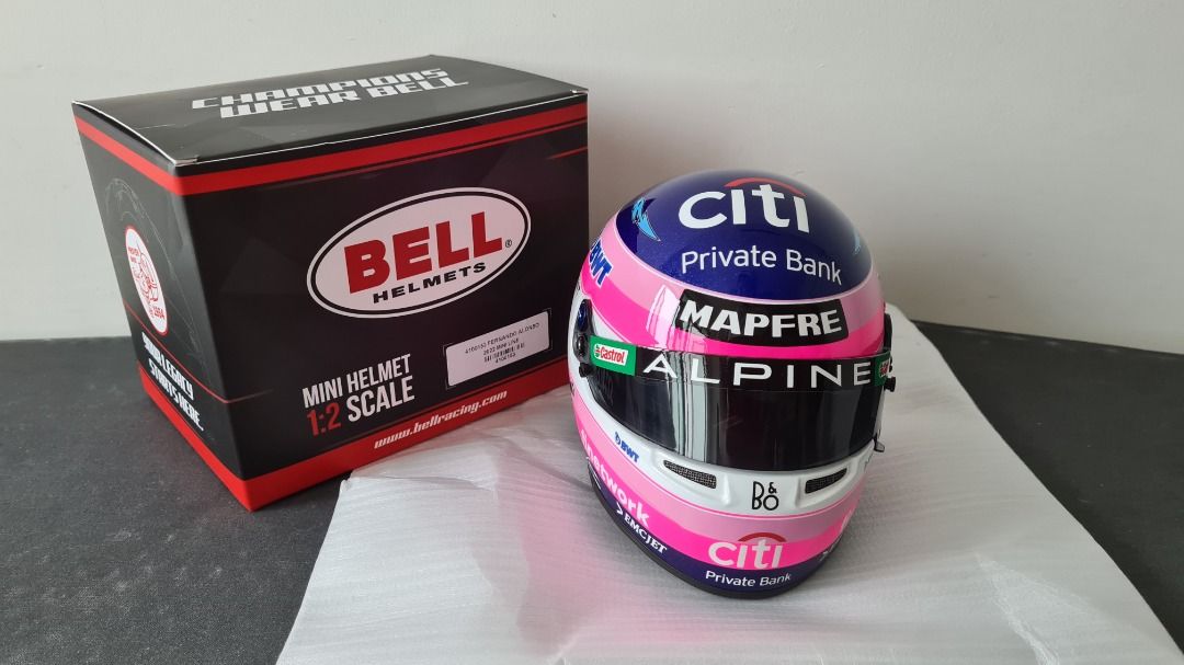 2022 mini 1/2 scale F1 helmet (Lewis Hamilton, Carlos Sainz, George ...