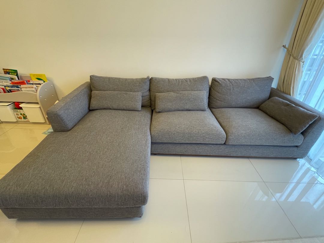 3 seater sofa | Castlery, Furniture & Home Living, Furniture, Sofas on Carousell