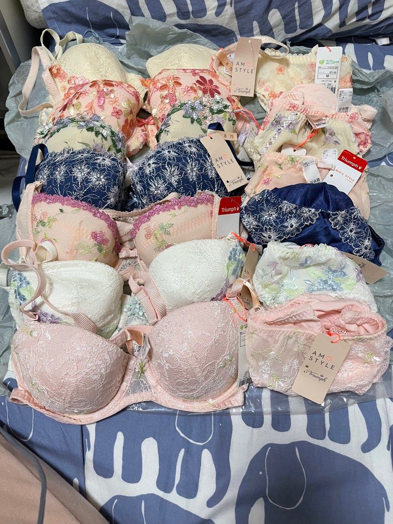 全新 triumph 胸圍Bra & 內褲 套裝 B75 M size 每套$150, 女裝, 上衣, 長袖衫 - Carousell