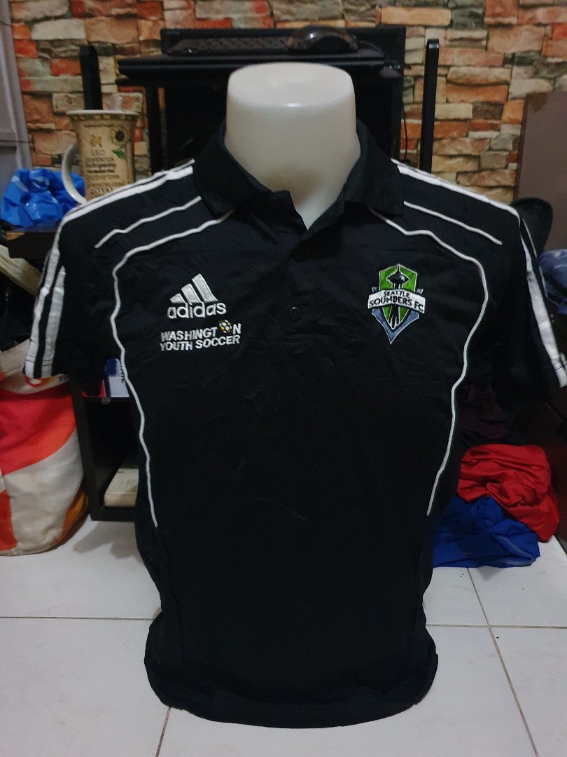 Adidas Drifit Polo Shirt, Men's Fashion, Tops & Sets, Tshirts & Polo Shirts on Carousell