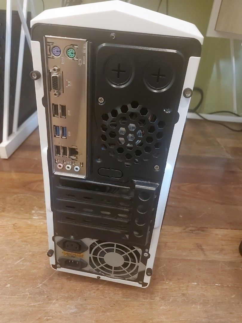 AMD A8-7600 & R7 250 APU, Computers & Tech, Parts & Accessories ...