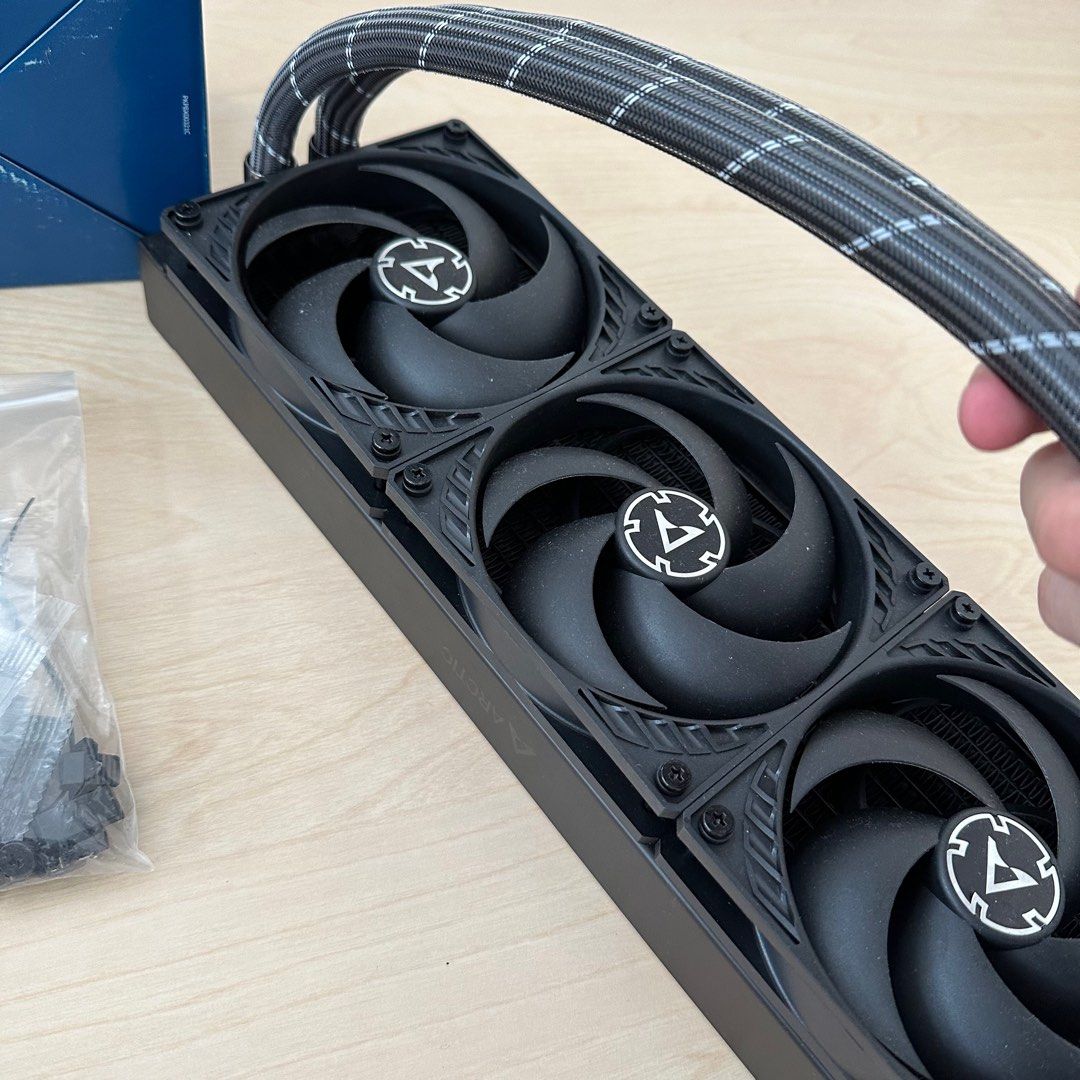 Arctic Liquid Freezer II 360, Computers & Tech, Parts & Accessories ...