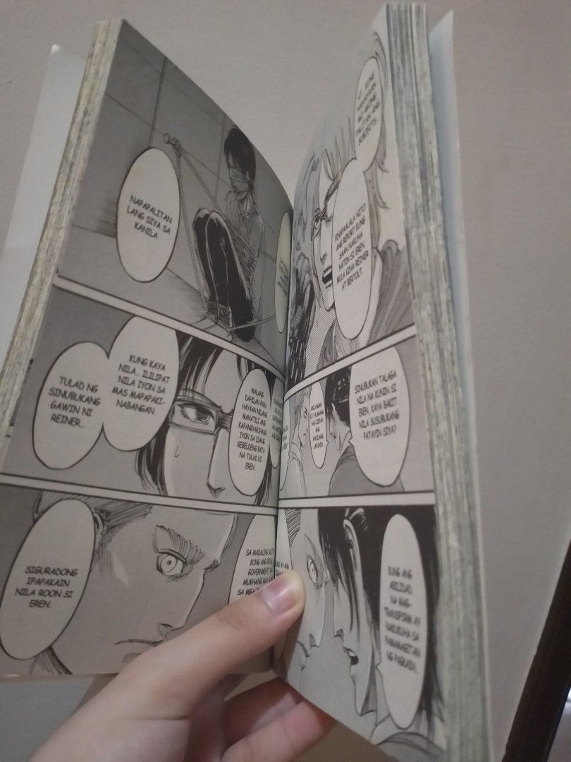 Attack on Titan Volume 14 by Hajime Isayama, Hobbies & Toys, Books ...