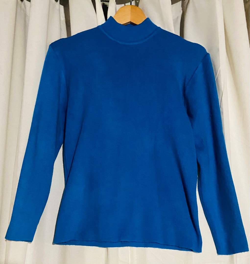 Blue Ribbed Turtle Neck, Women's Fashion, Tops, Sleeveless on Carousell